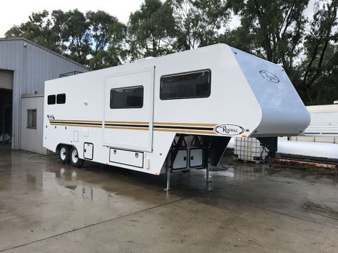 8ft Wide Gooseneck Floats - Roswal Trailers